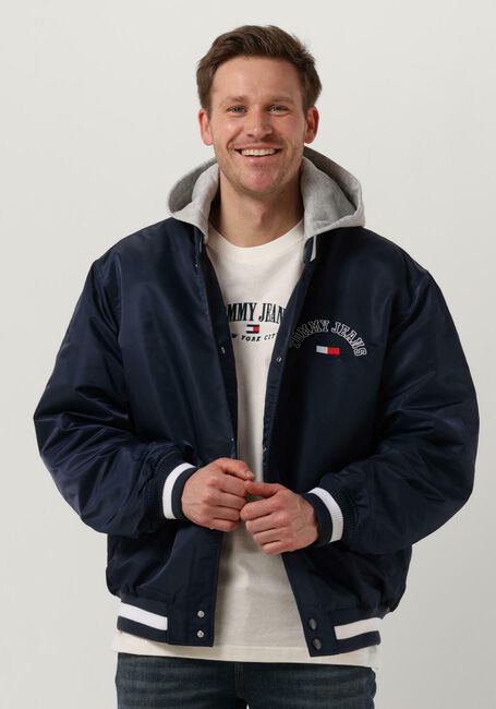 Donkerblauwe TOMMY JEANS Jack TJM GRAPHIC SATIN BOMBER JACKET | Omoda