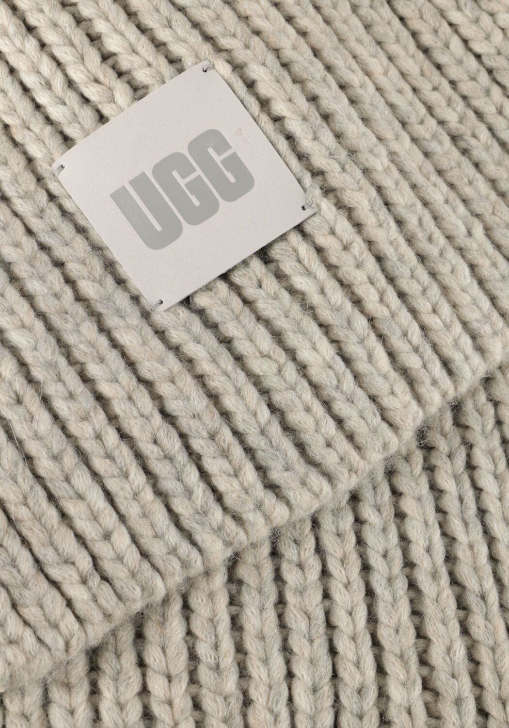 Lichtgrijze UGG Muts CHUNKY RIB KNIT SET | Omoda