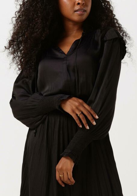 Zwarte SCOTCH & SODA Midi jurk SMOCK STITCH MIDI DRESS IN RECYCLED ...