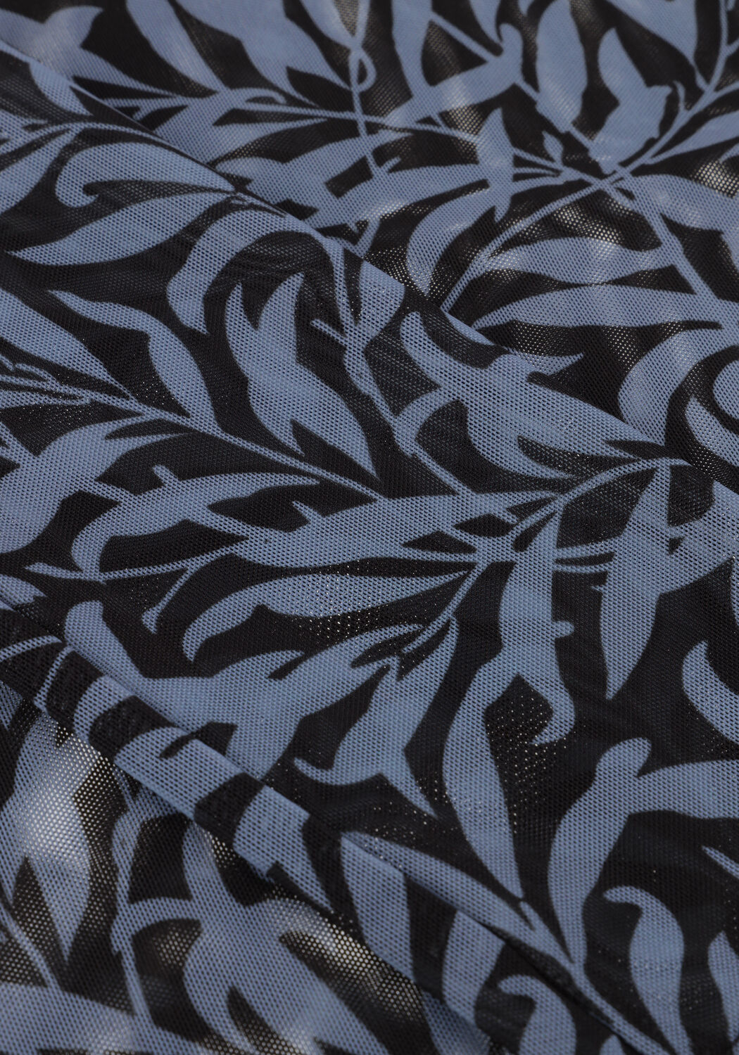 Multi NOTRE-V Top NV-GEVA | Omoda