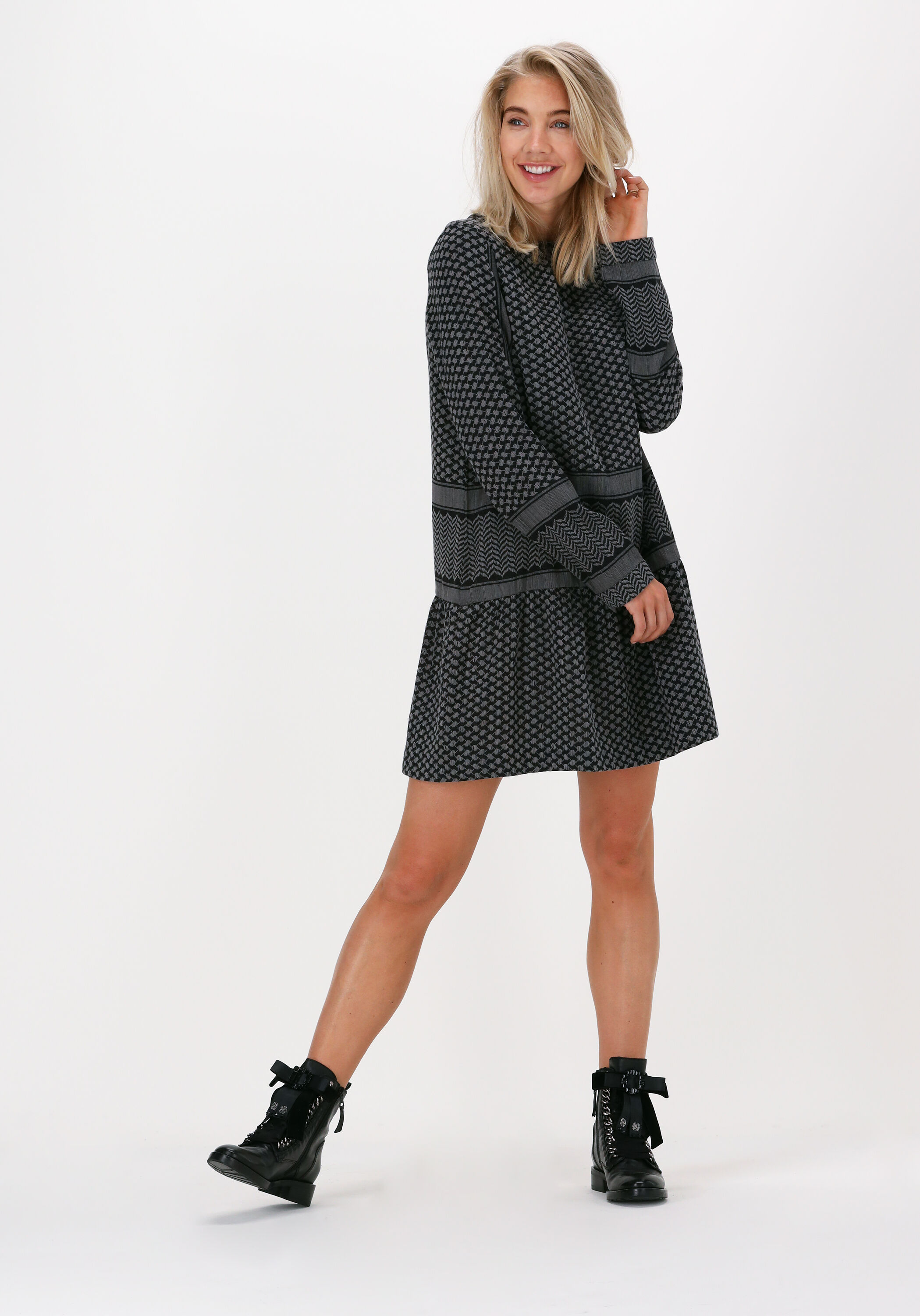 Grijze ROUGH STUDIOS Mini jurk LANA DRESS | Omoda