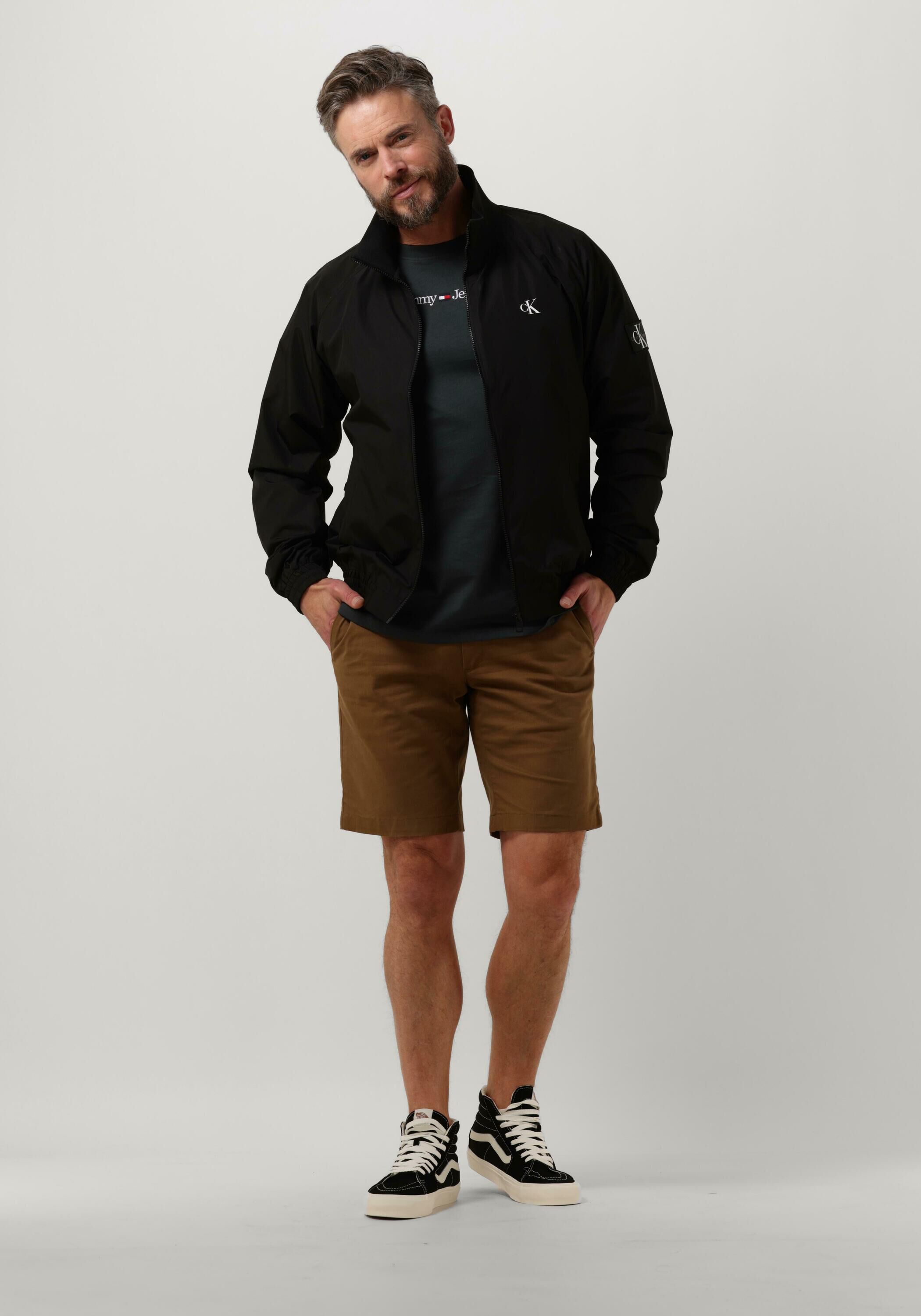 Camel CALVIN KLEIN Korte broek MODERN TWILL SLIM SHORT BELT | Omoda