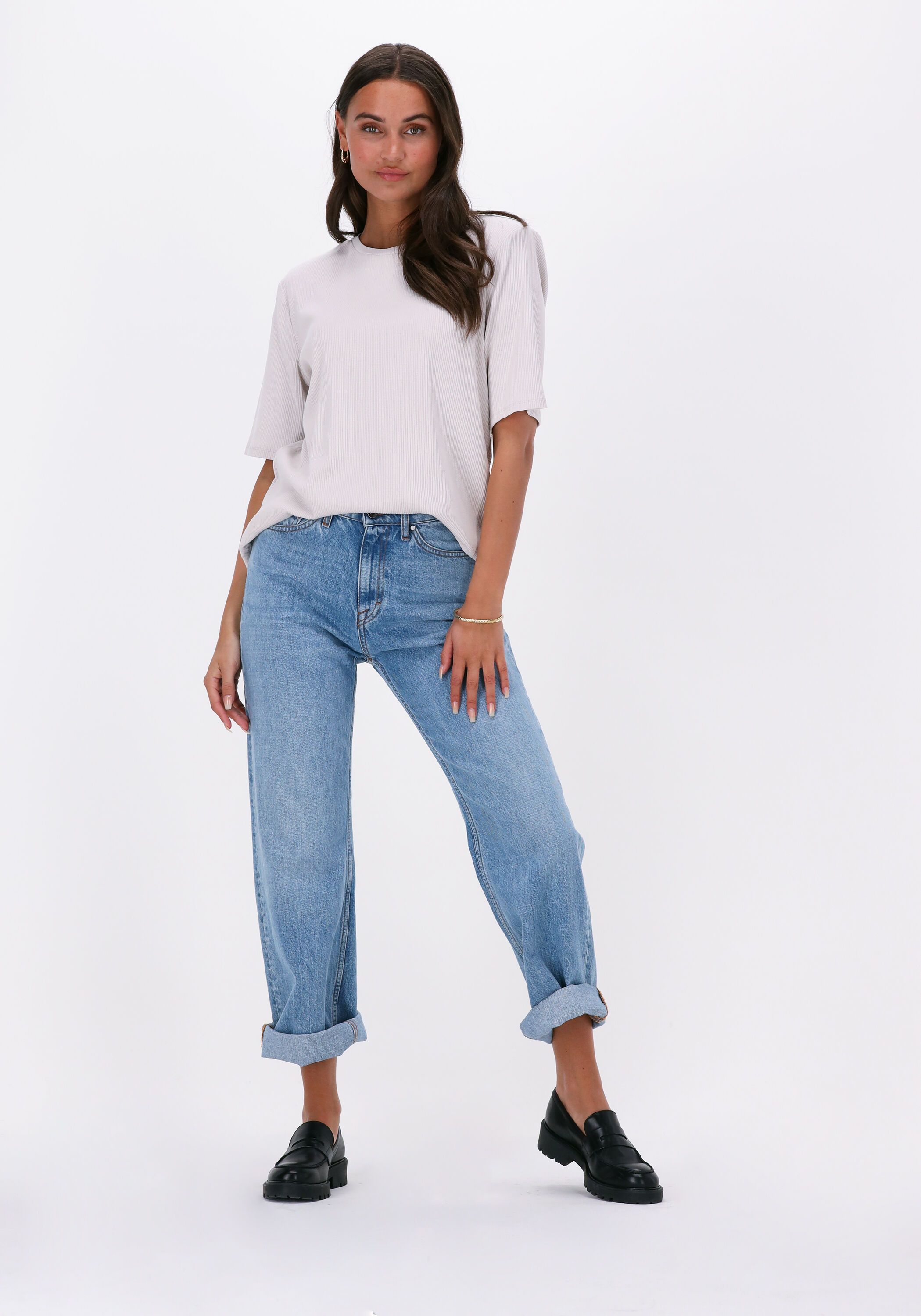 Beige JUST FEMALE Top NOBLE PADDED TEE | Omoda