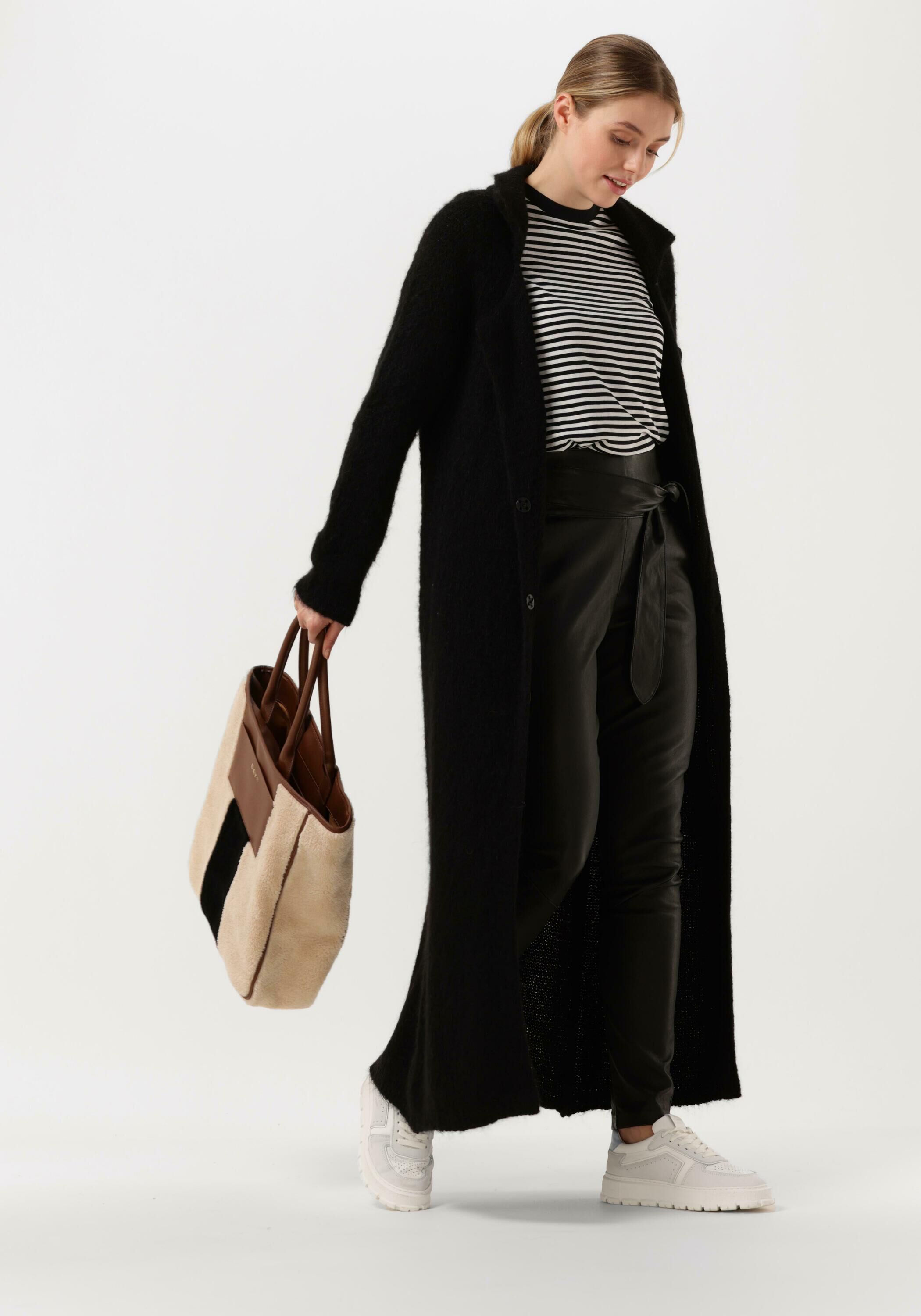 Zwarte BELLAMY Vest MABEL MAXI | Omoda