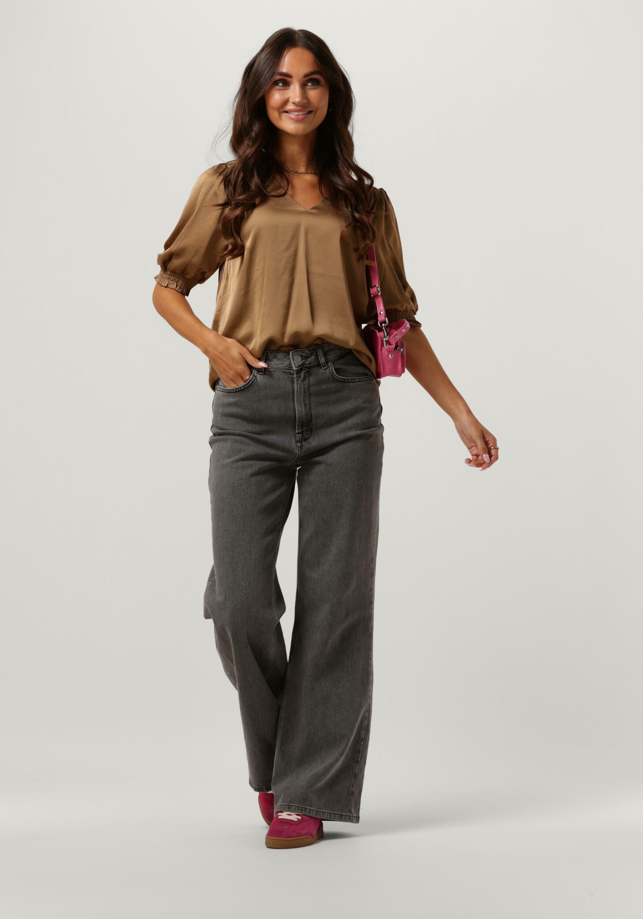 Lichtgrijze SELECTED FEMME Wide jeans SLFELOISE HW WIDE LIGHT GREY ...