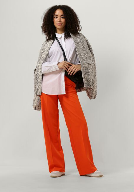 The fashion store that loves you back | Omoda