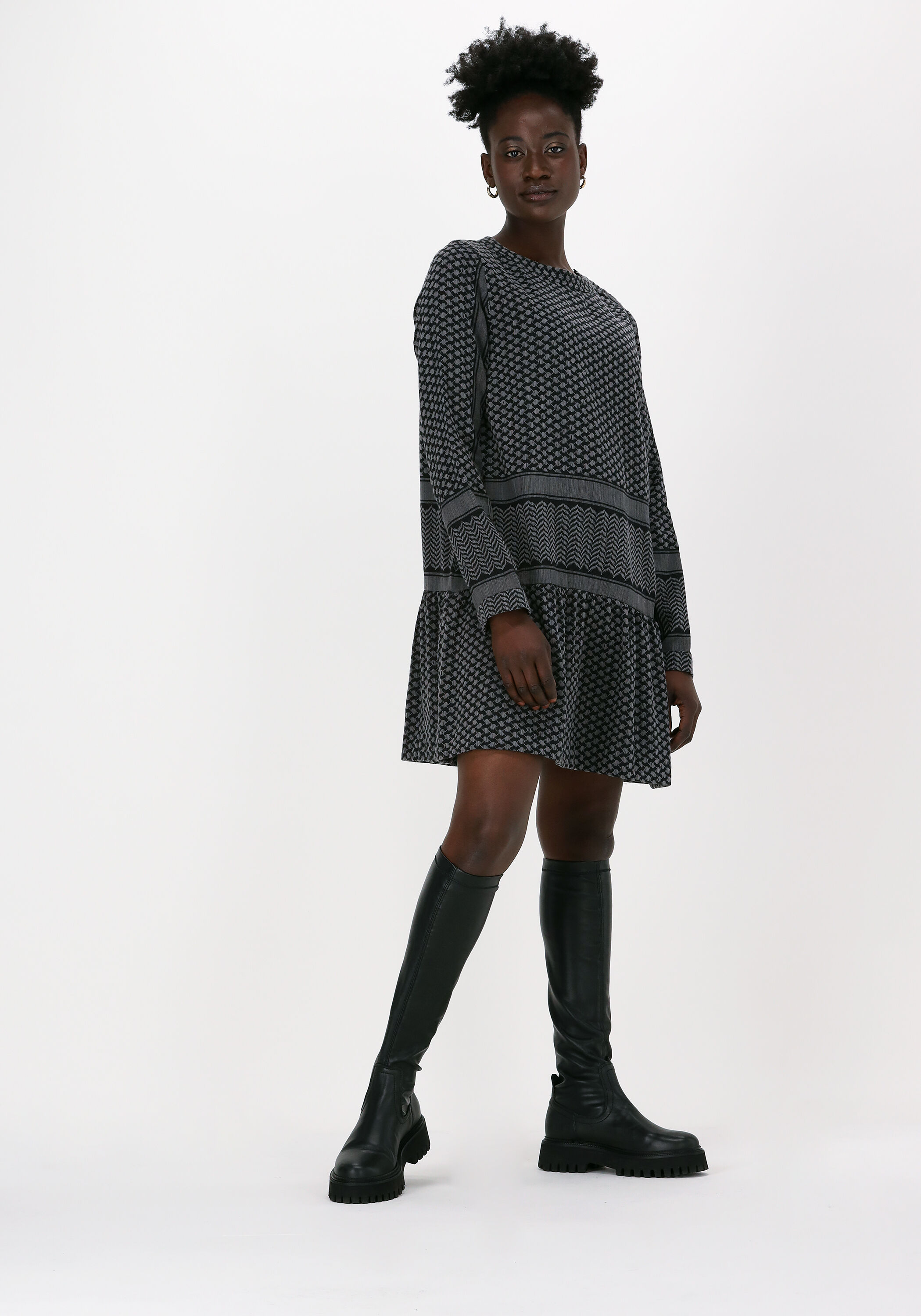 Grijze ROUGH STUDIOS Mini jurk LANA DRESS | Omoda