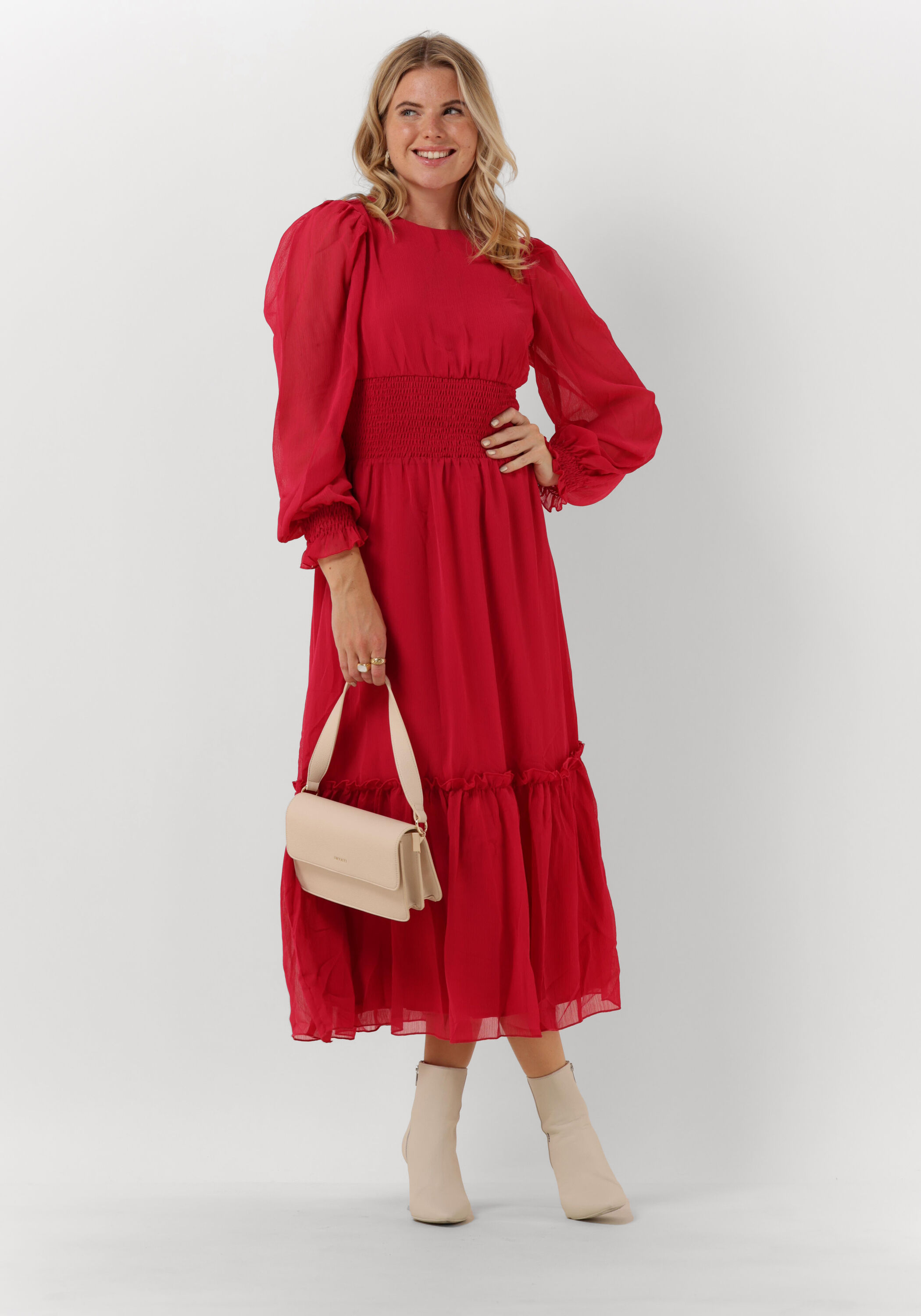 Rode NA-KD Maxi jurk SMOCKED DETAIL ANKLE DRESS | Omoda