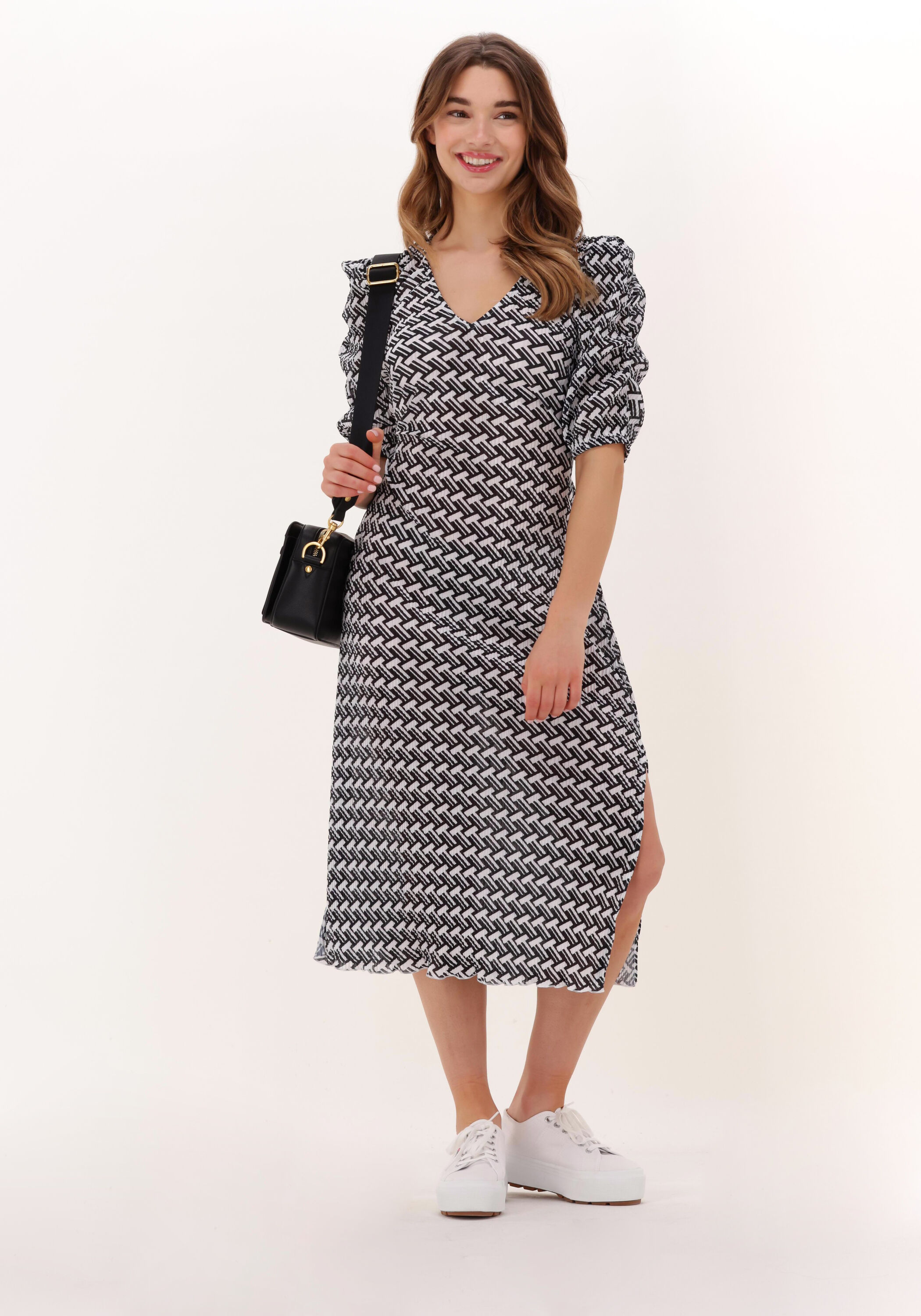 Zwarte FREEBIRD Midi jurk GAYLA DRESS | Omoda