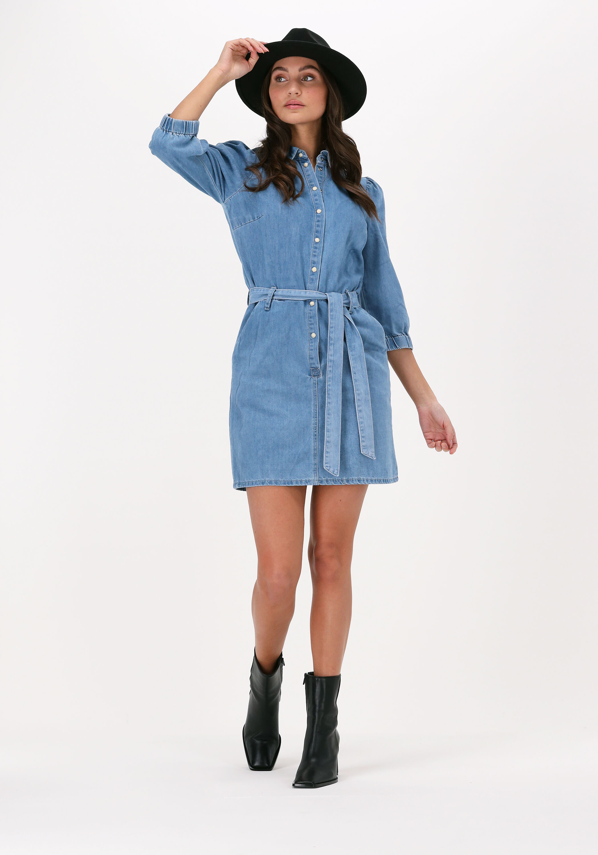 Lichtblauwe OBJECT Mini jurk NORMA DENIM DRESS | Omoda