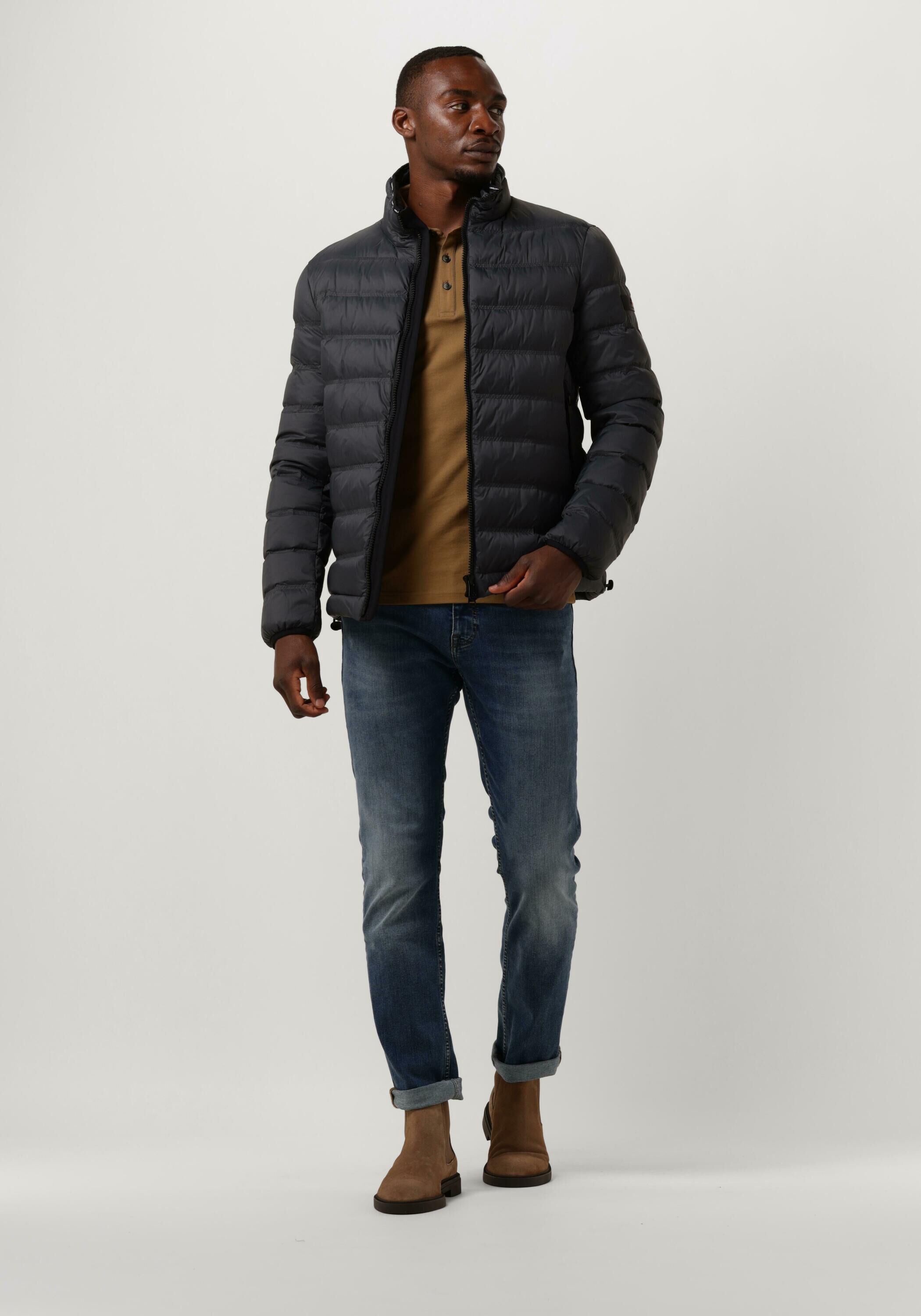 Beige BOSS Chelsea boots CALEV 1 | Omoda