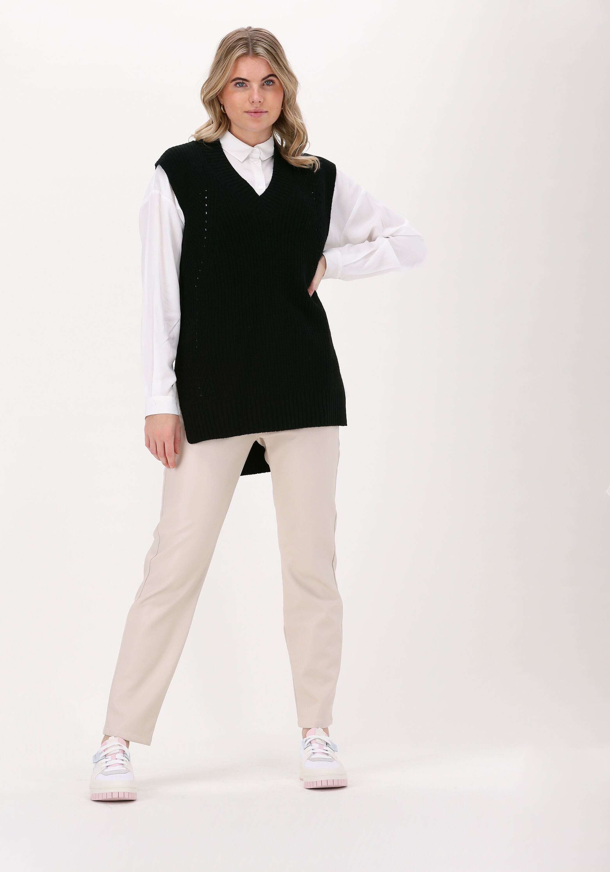 Zwarte SIMPLE Spencer NEVE | Omoda