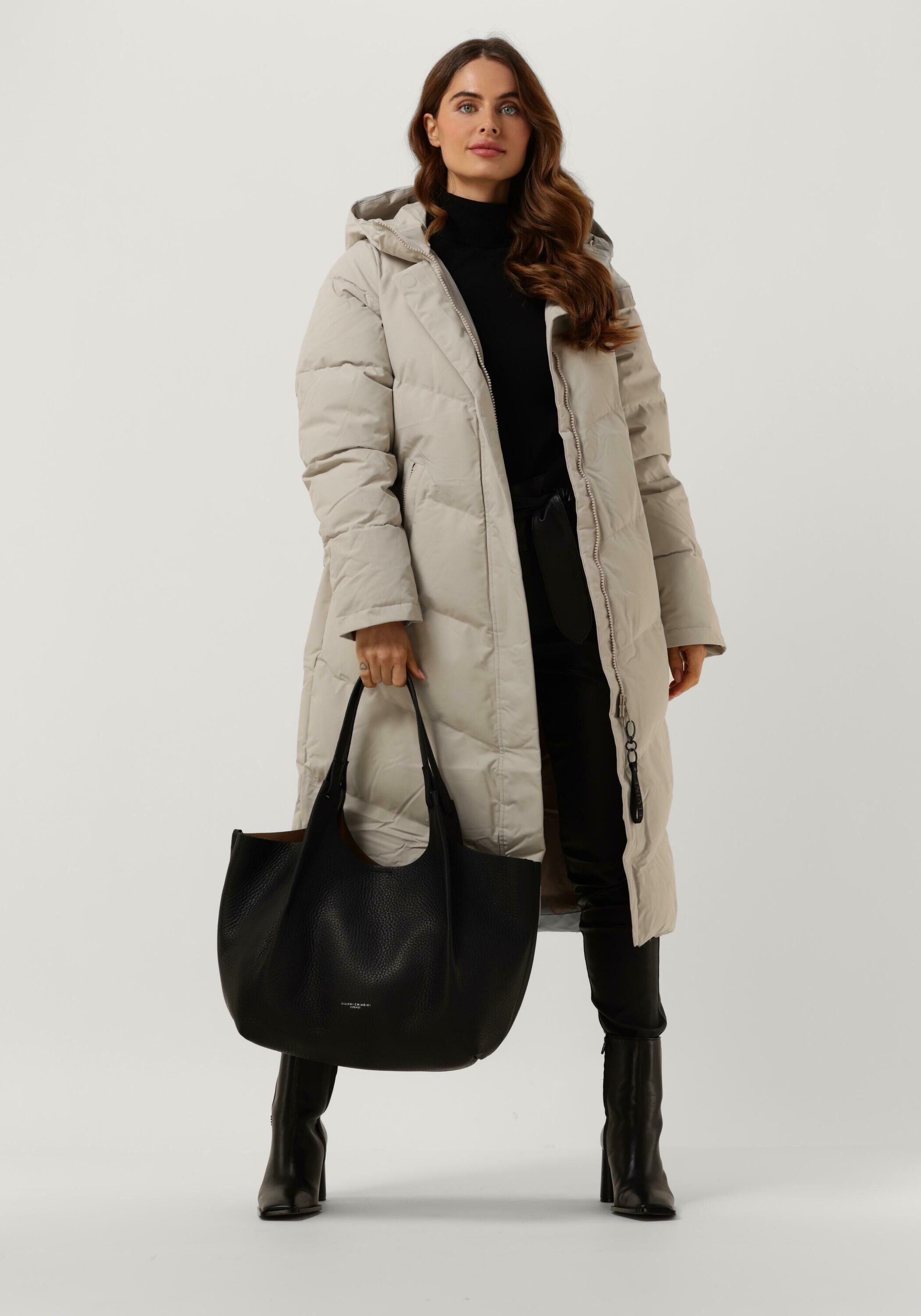 Beige ELVINE Gewatteerde jas NAEMI | Omoda