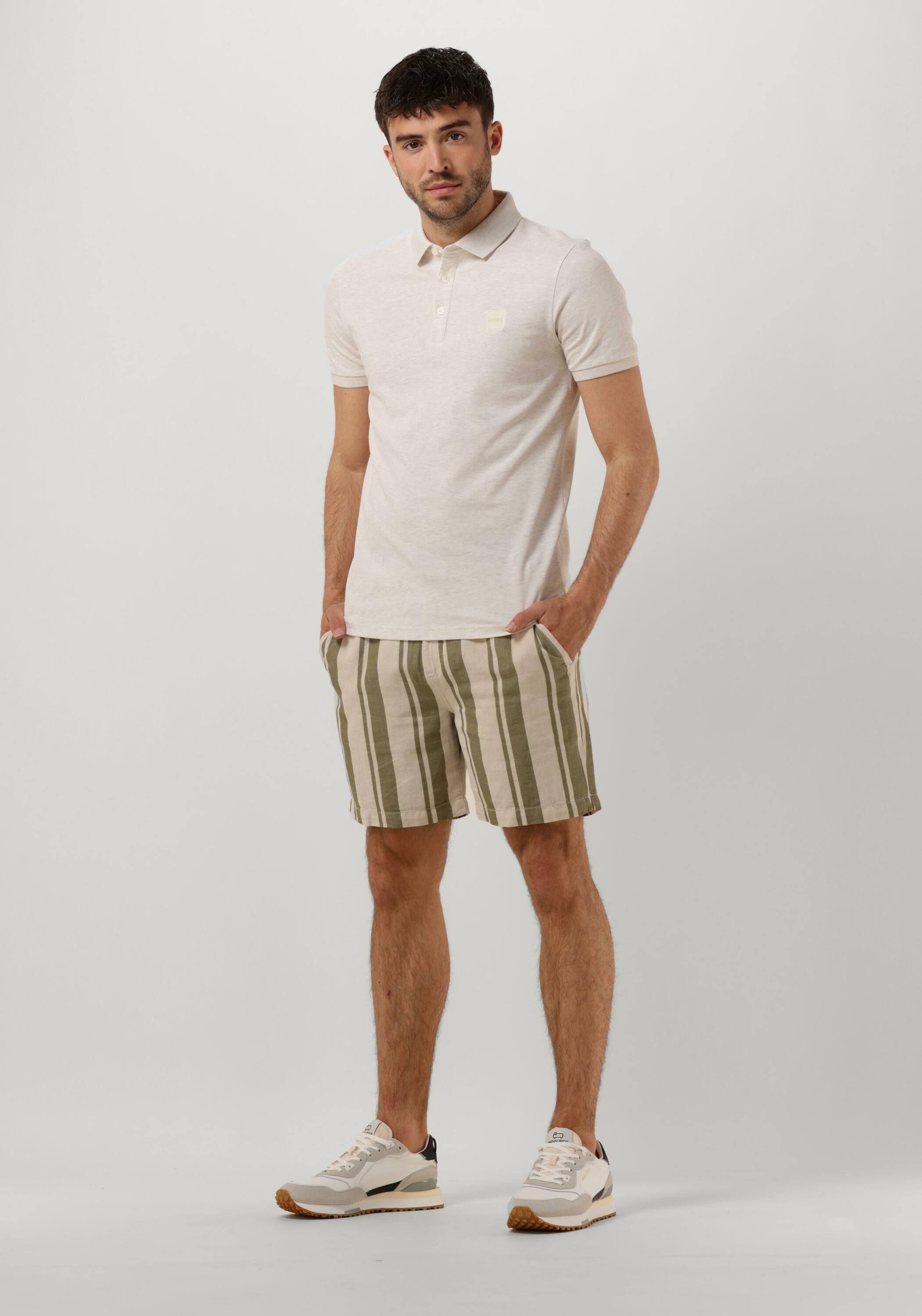 Groene CAST IRON Korte broek CHINO SHORTS LINEN STRIPE | Omoda