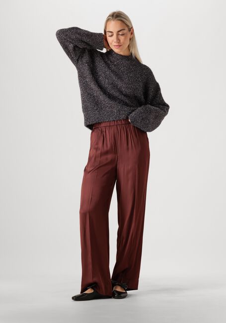 The fashion store that loves you back | Omoda