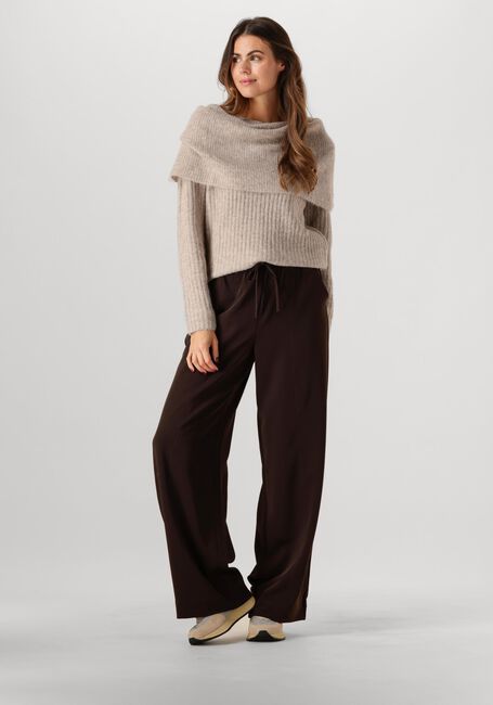 The fashion store that loves you back | Omoda