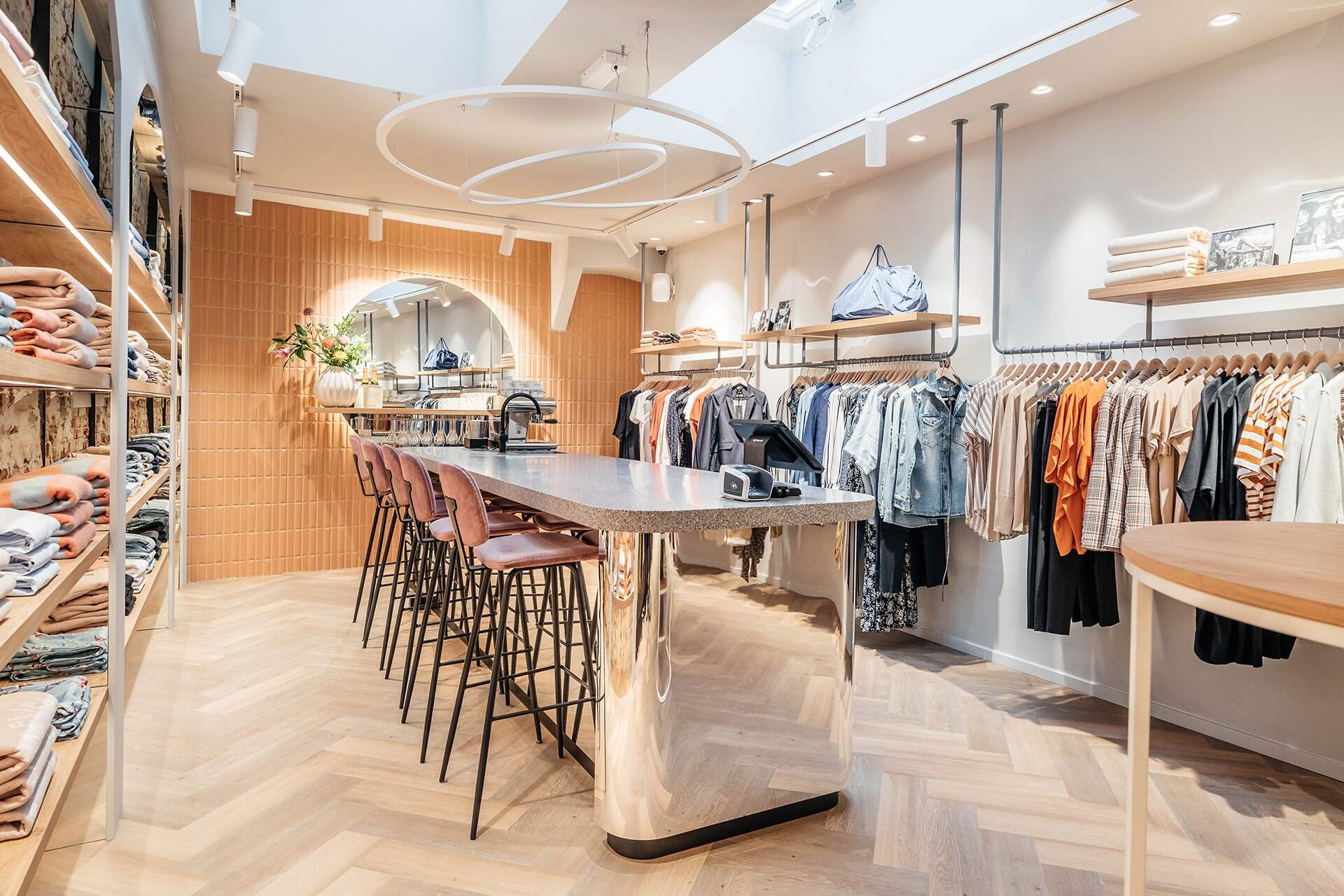 Omoda boutique Utrecht | Kledingwinkel info & openingstijden | Omoda