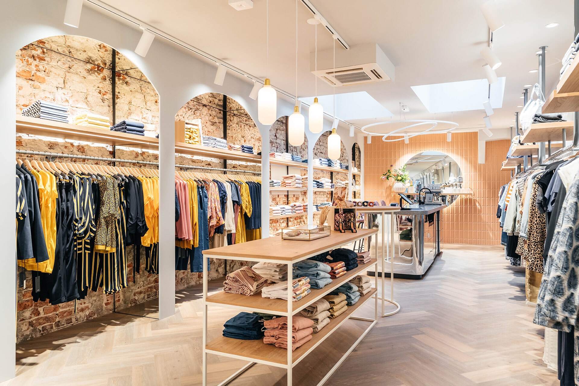 Omoda boutique Utrecht | Kledingwinkel info & openingstijden | Omoda