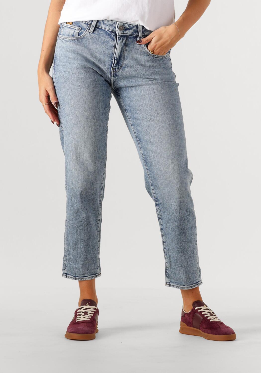 Lichtblauwe G-STAR RAW Mom jeans KATE BOYFRIEND WMN | Omoda