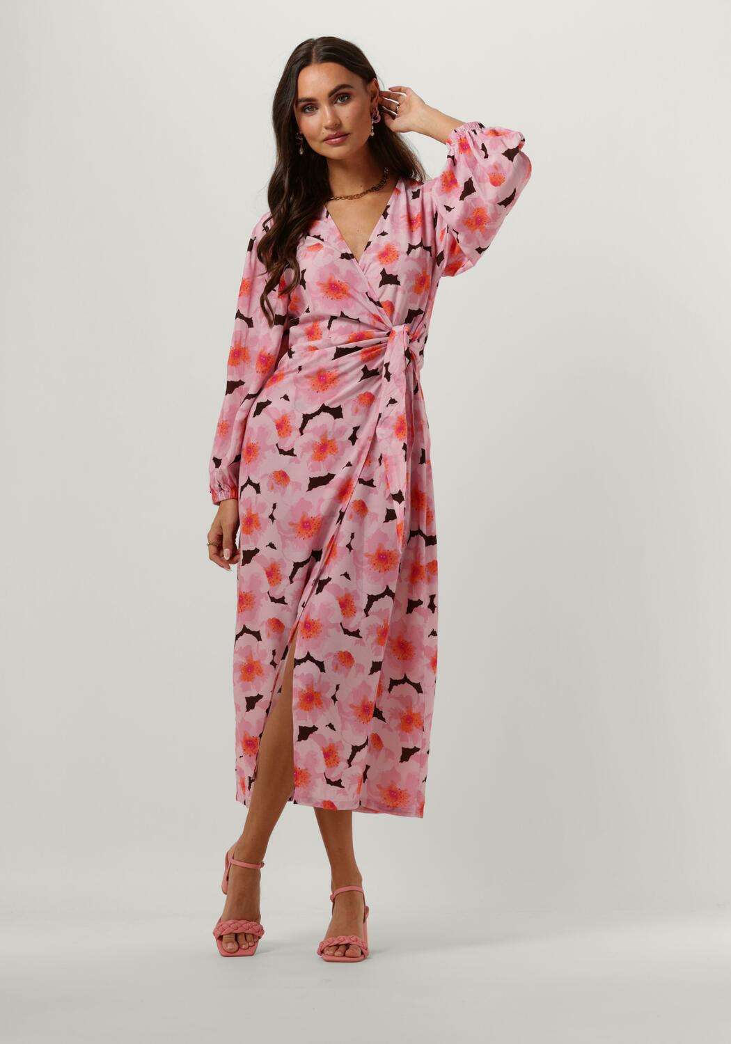 Roze CATWALK JUNKIE Maxi jurk DR PEONY WRAP | Omoda