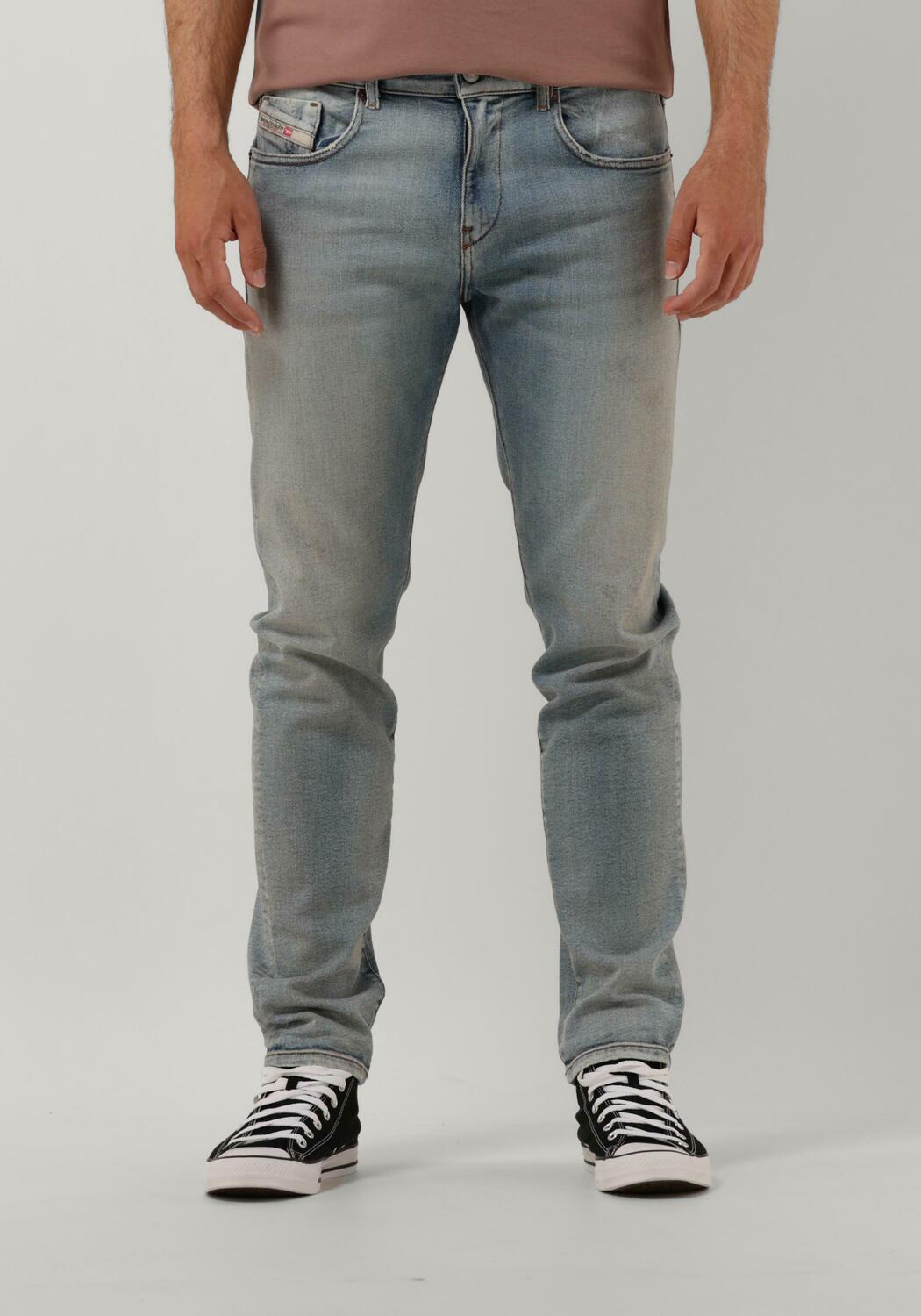 Lichtblauwe DIESEL Slim fit jeans D-STRUCT | Omoda