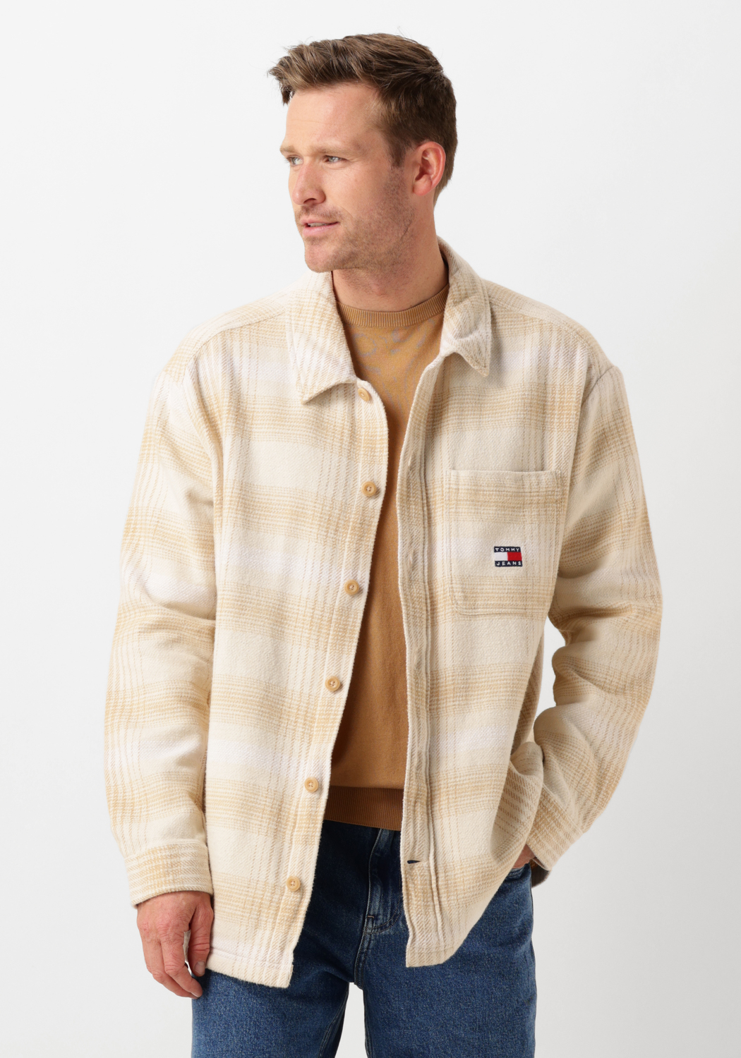 Beige TOMMY JEANS Overhemden TJM BADGE CHECK OVERSHIRT | Omoda