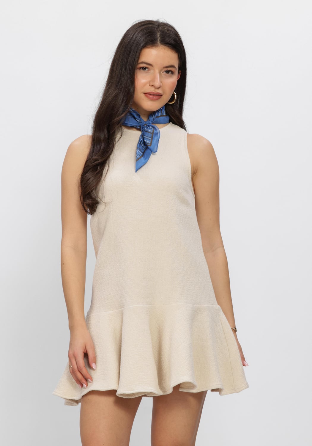 Beige EDITED Mini jurk ZAINAB DRESS | Omoda