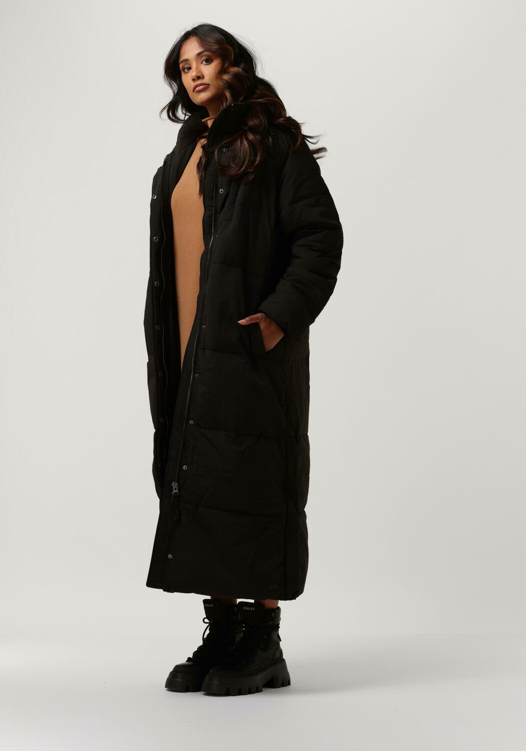 Zwarte MSCH COPENHAGEN Gewatteerde jas EVANNA JACKET | Omoda