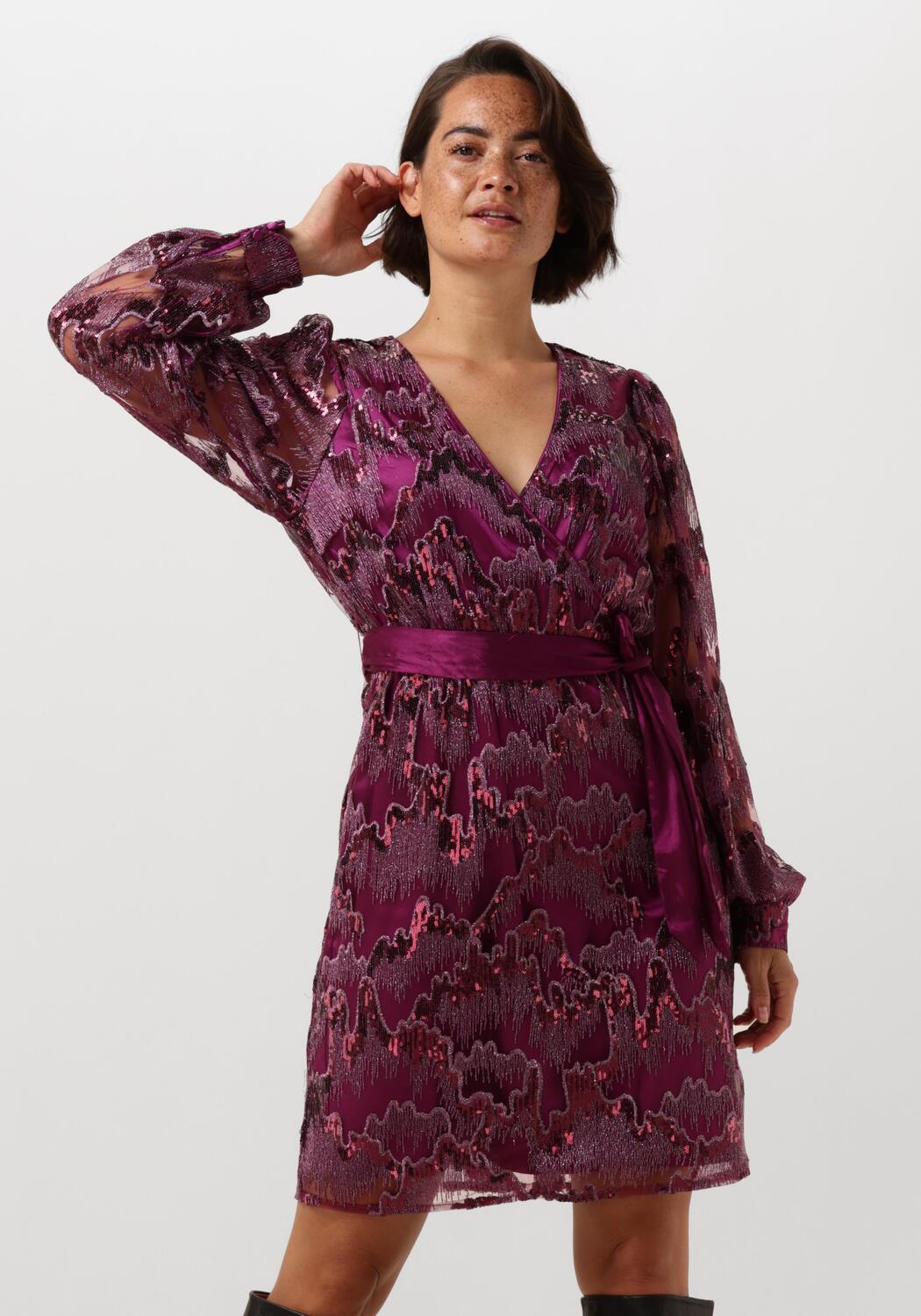 Paarse FREEBIRD Mini jurk DIEKE | Omoda