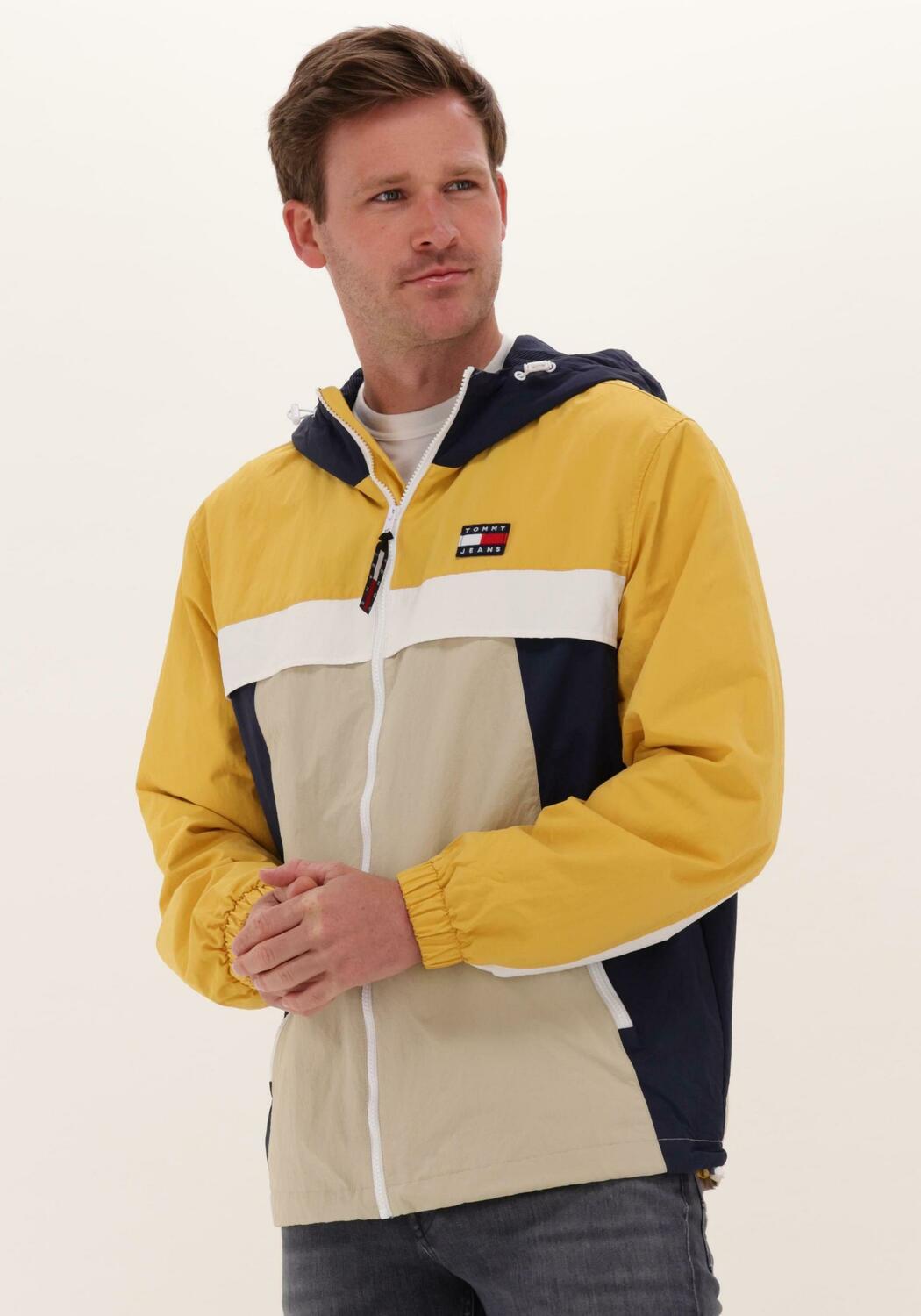 Gele TOMMY JEANS Jack TJM CHICAGO COLORBLOCK | Omoda