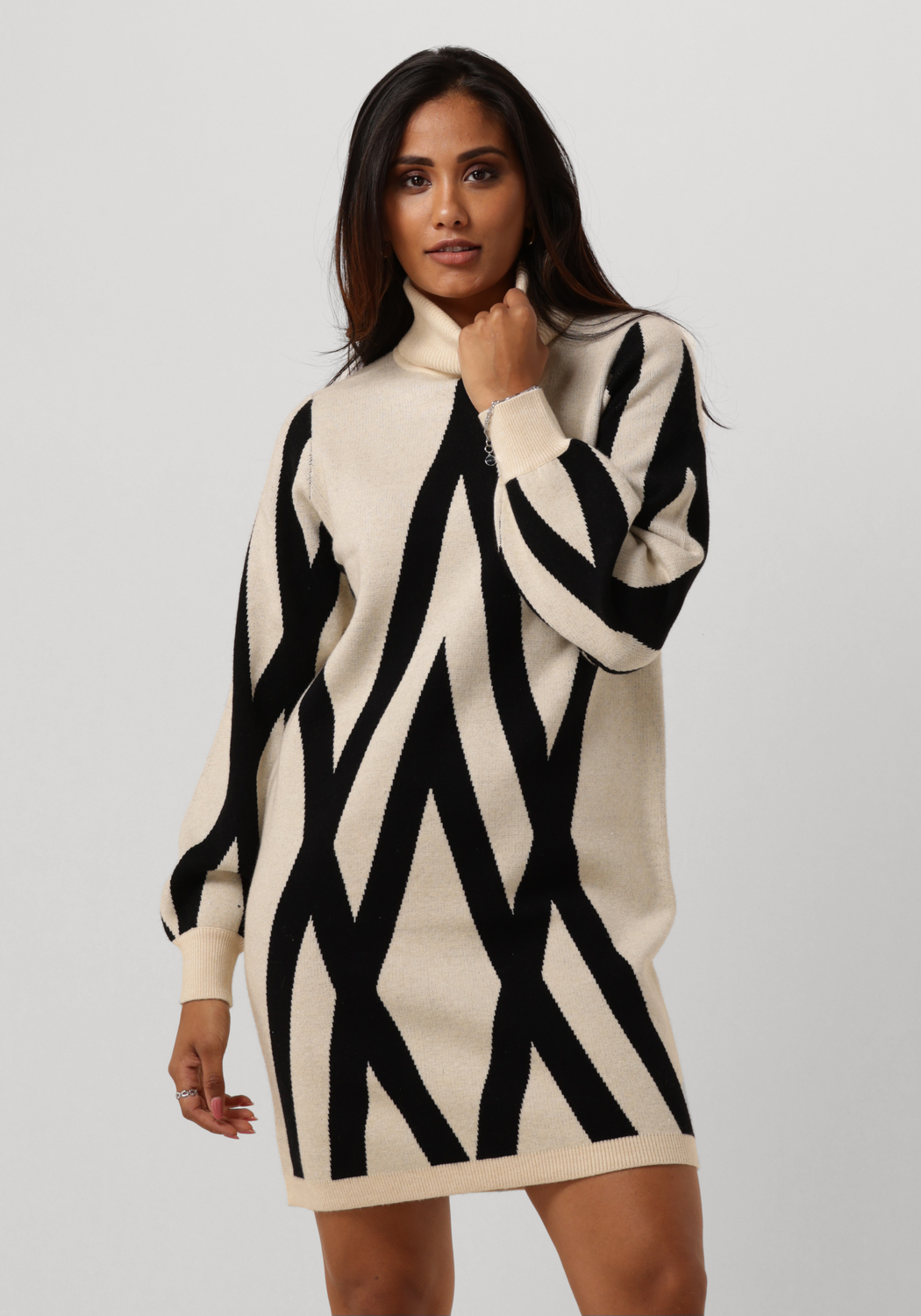 Zand OBJECT Mini jurk OBJRAY L/S KNIT ROLLNECK DRESS | Omoda