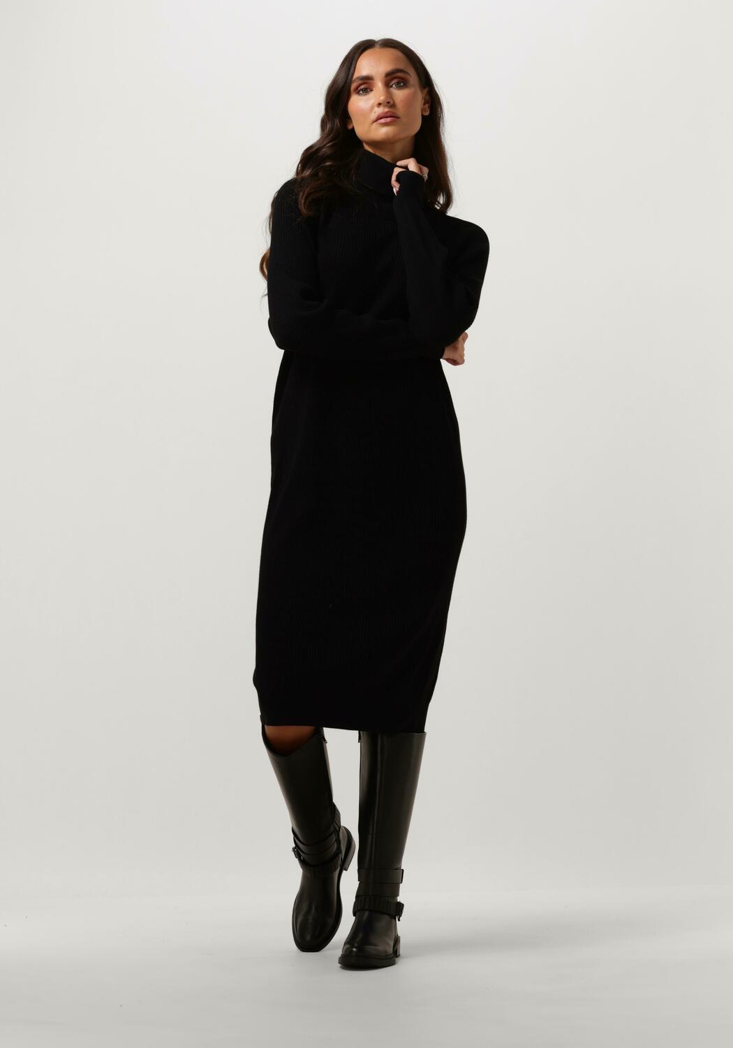 Zwarte NOTRE-V Midi jurk LONG RIB KNIT DRESS | Omoda