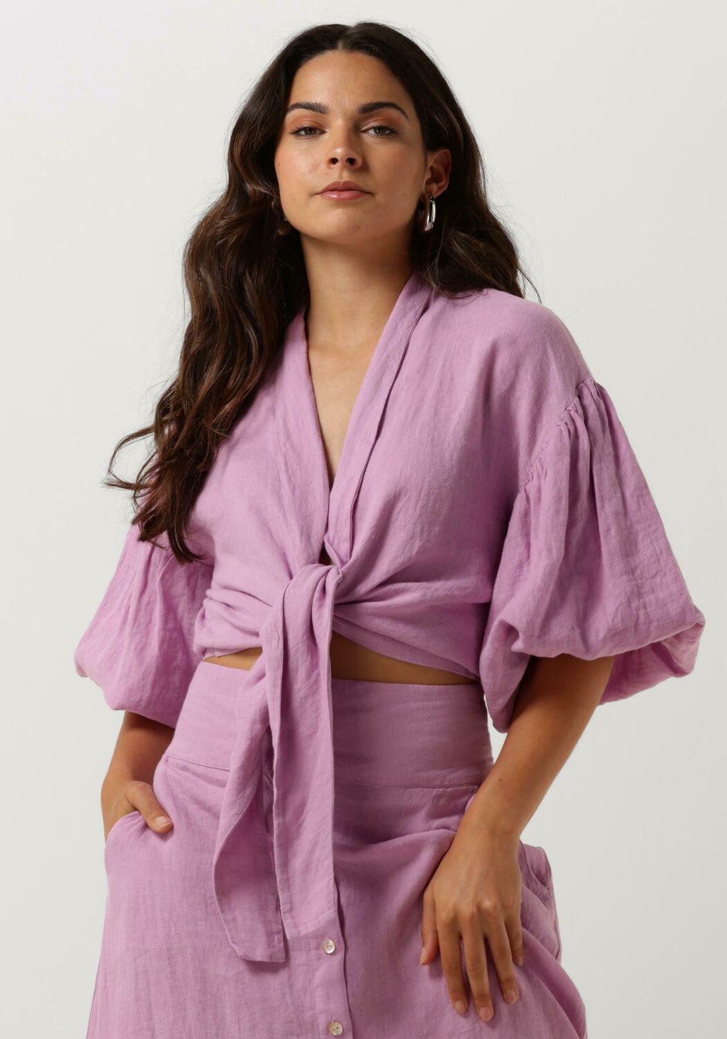 Lila MR MOOD Blouses MRS MABE TOP | Omoda