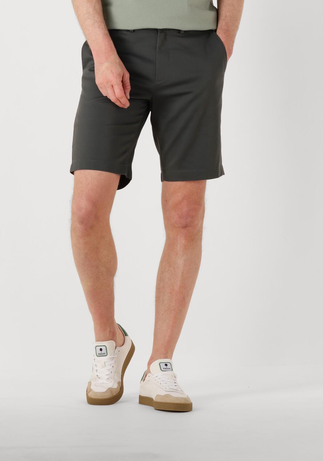 Olijf CAST IRON Korte broek RISER SHORTS COMFORT STRETCH | Omoda