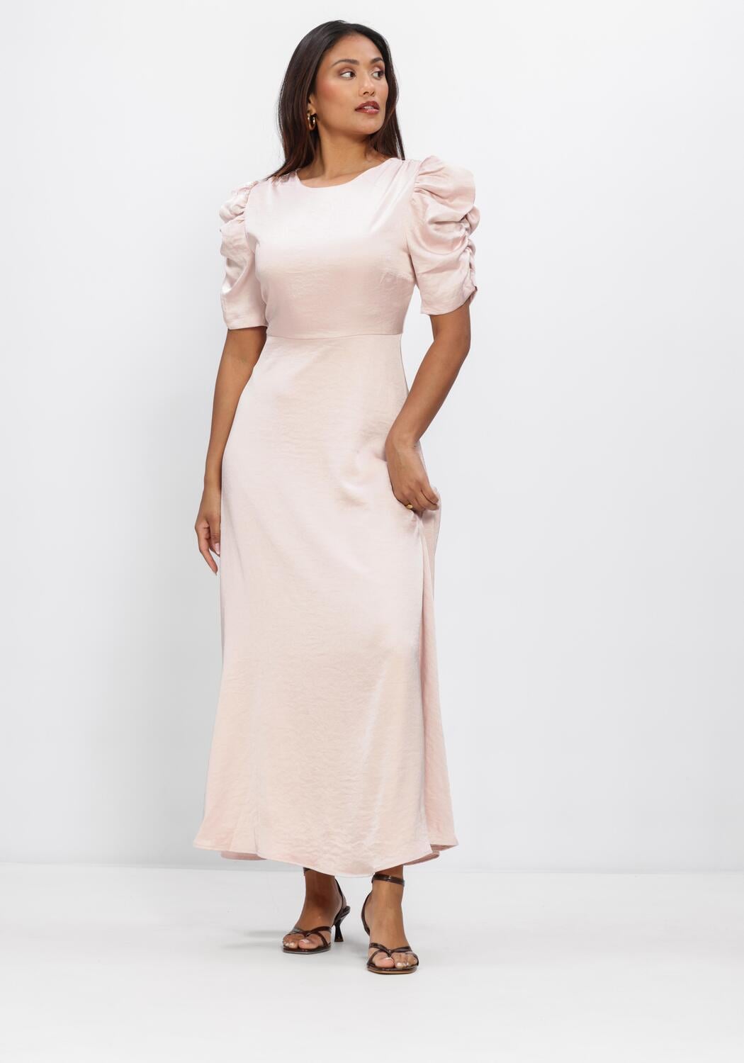 Lichtroze NOTRE-V Maxi jurk NV-HENTE | Omoda