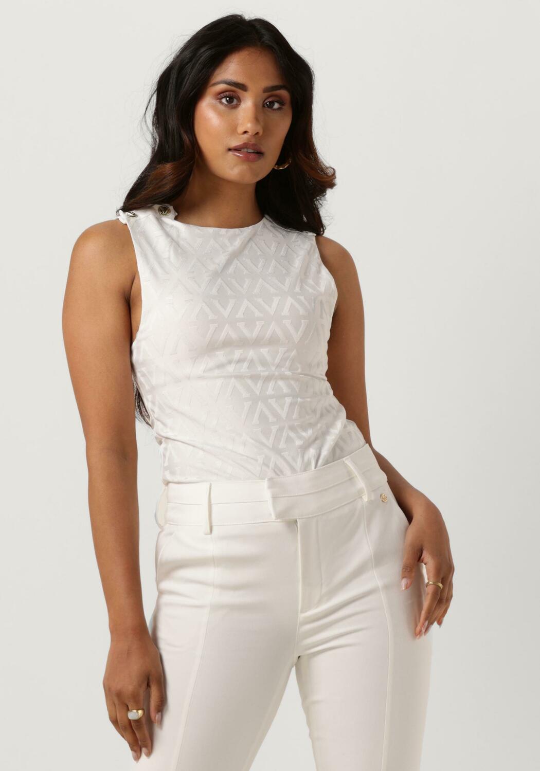 Witte JOSH V Top MILO | Omoda