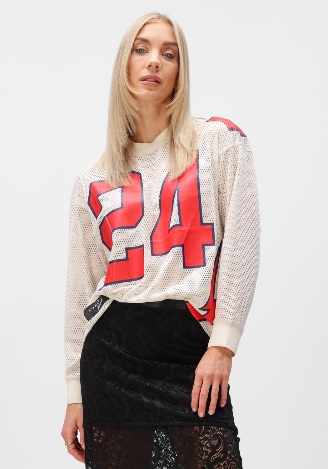 Ecru HAUTE L'AMITIÉ Top AMERICAN FOOTBALL LS TEE | Omoda