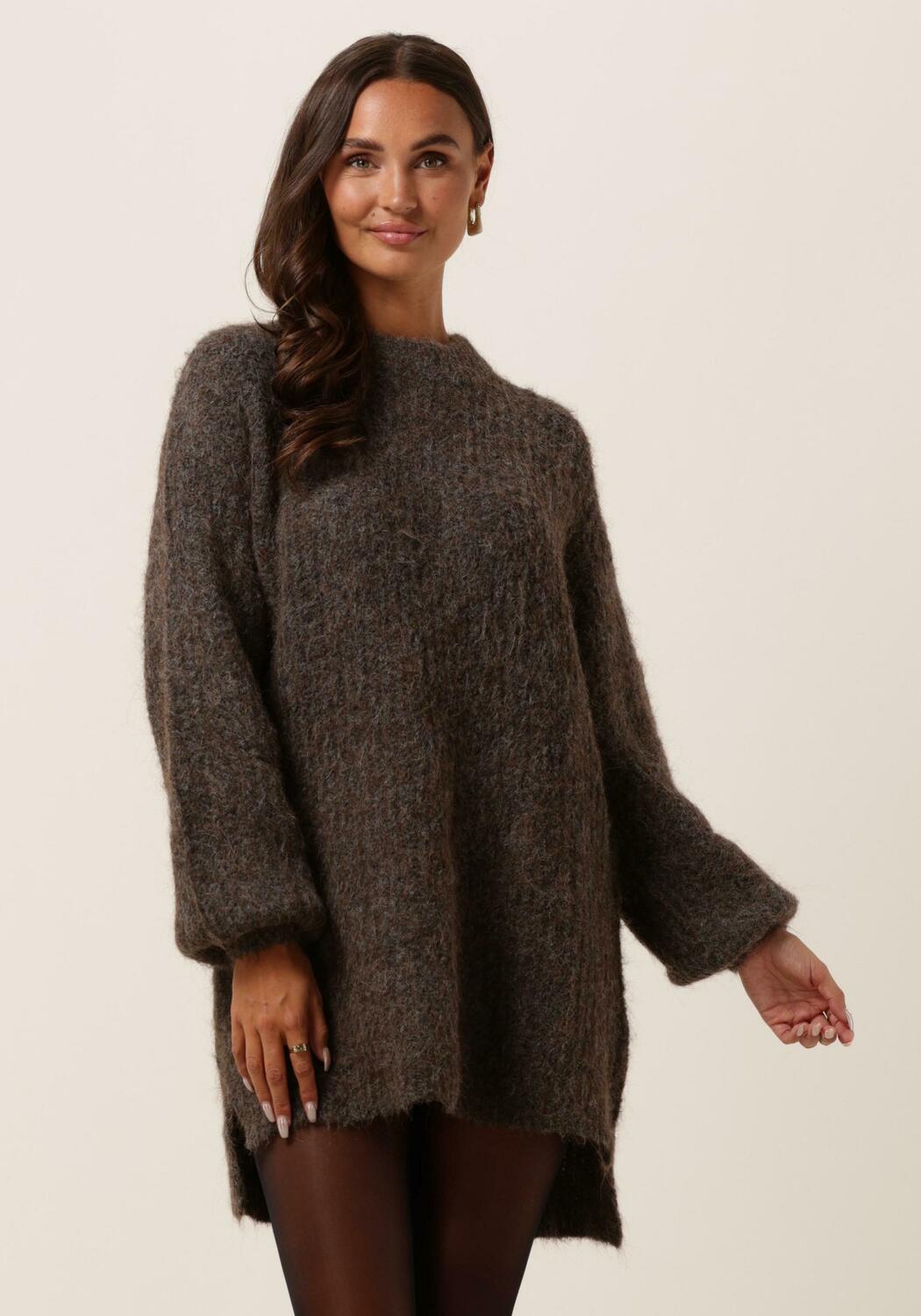 Bruine MOVES Mini jurk OBSTA | Omoda