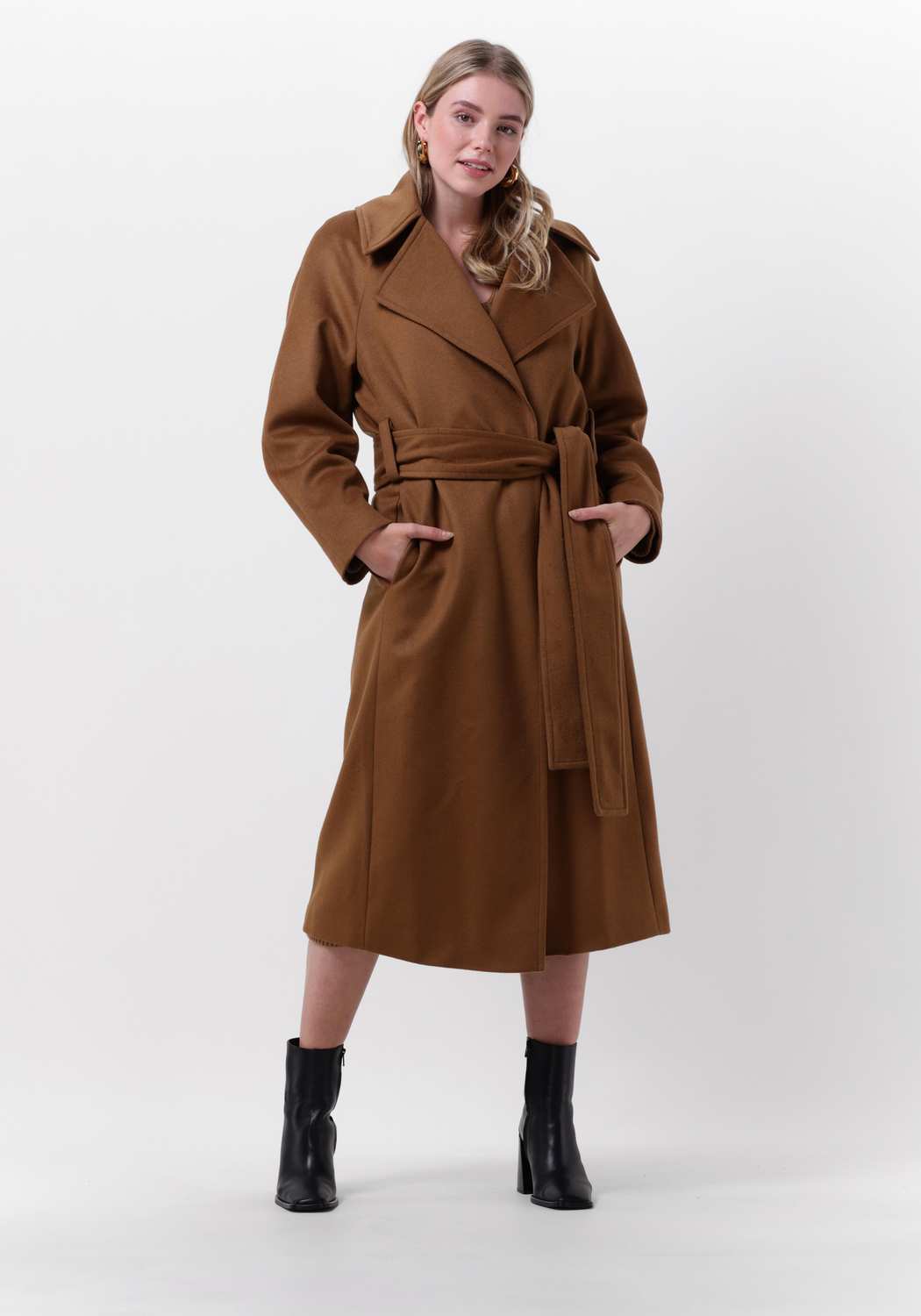 Bruine DRYKORN Mantel ALPERTON 120153 | Omoda