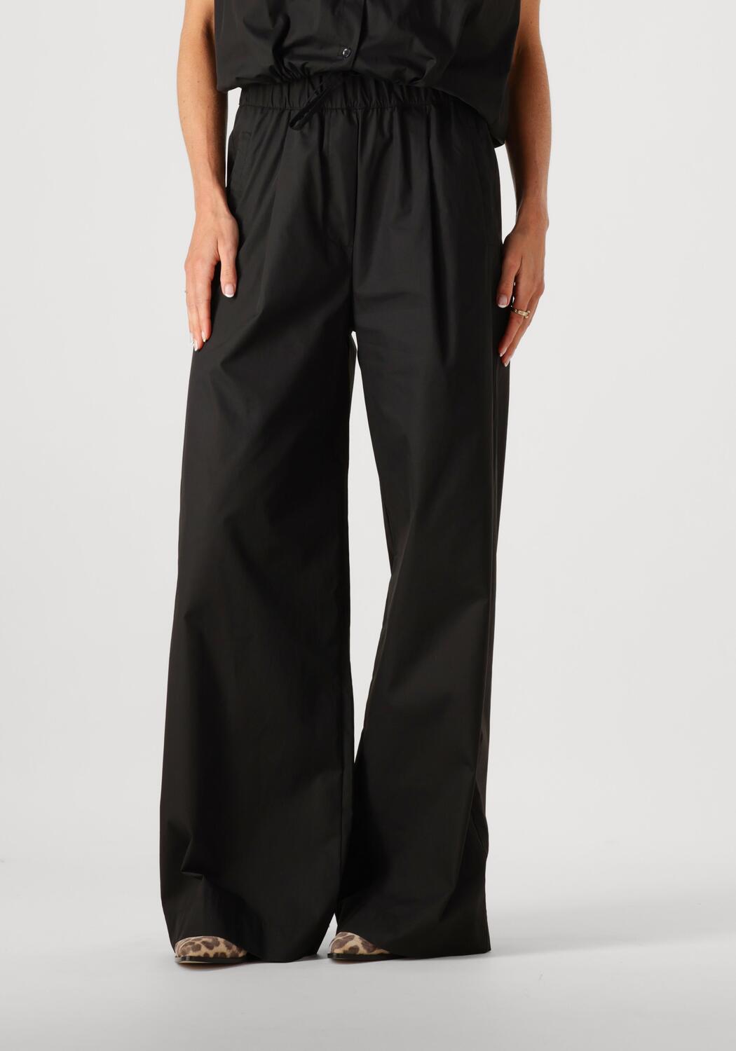 Zwarte BY-BAR Wijde broek BENJI POPLIN PANTS | Omoda