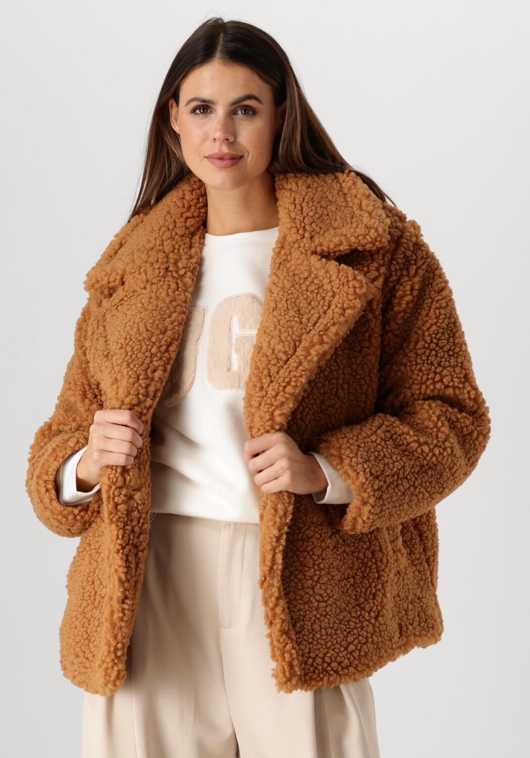 Camel UGG Teddy jas GERTRUDE SHORT TEDDY COAT | Omoda