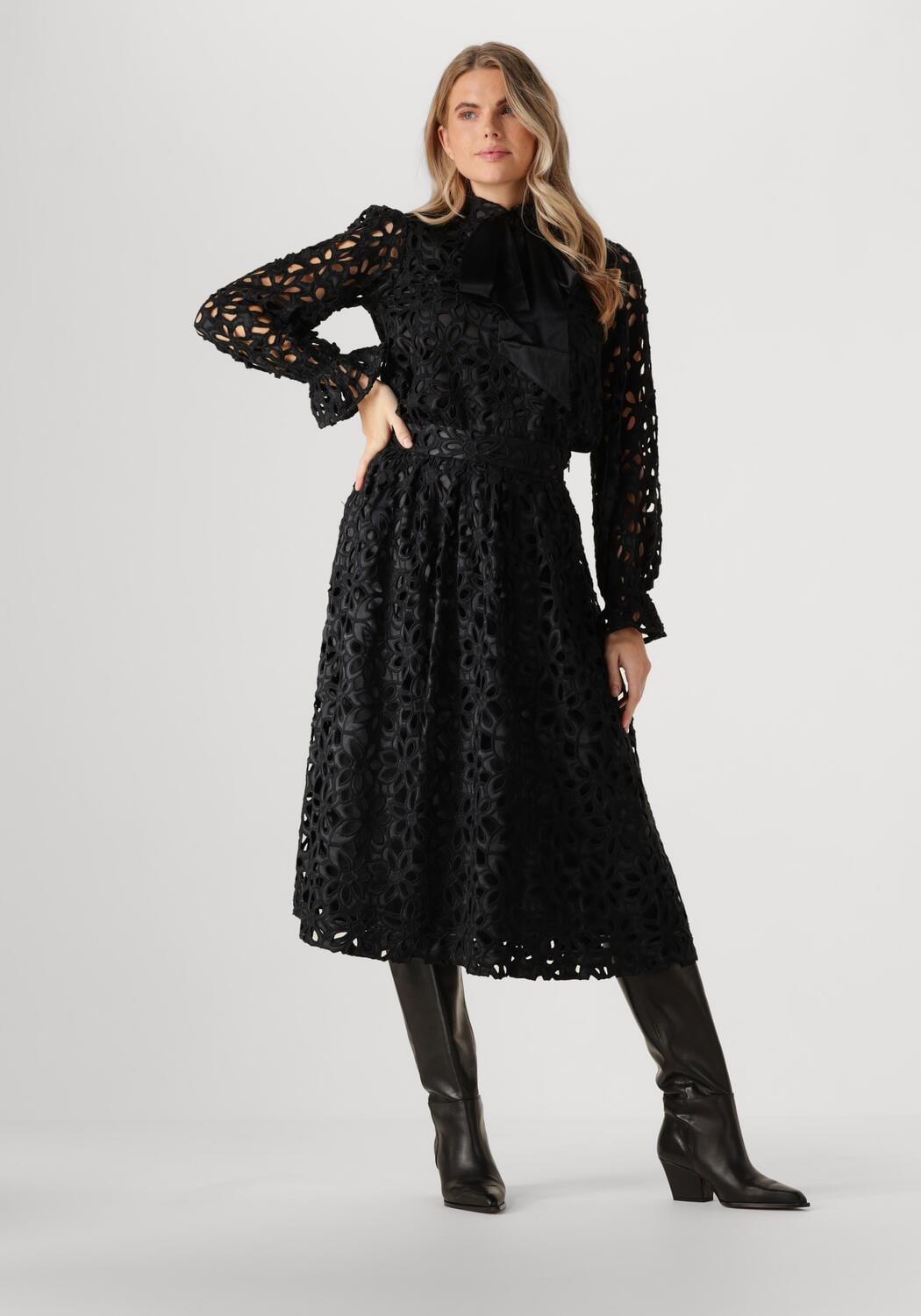 Zwarte DEA KUDIBAL Blouses KIKKA | Omoda